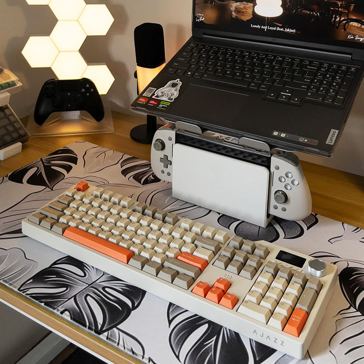 Top Mechanical Keyboards with Display - WhatGeek